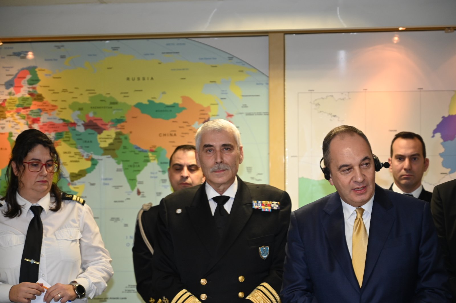 Ευχές για το νέο Έτος από τον ΥΝΑΝΠ κ. Γιάννη Πλακιωτάκη σε ναυτικούς ...