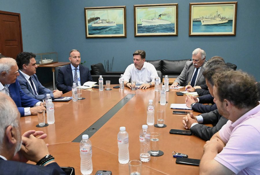 Συνάντηση του Υπουργού Ναυτιλίας και Νησιωτικής Πολιτικής, Μιλτιάδη ...